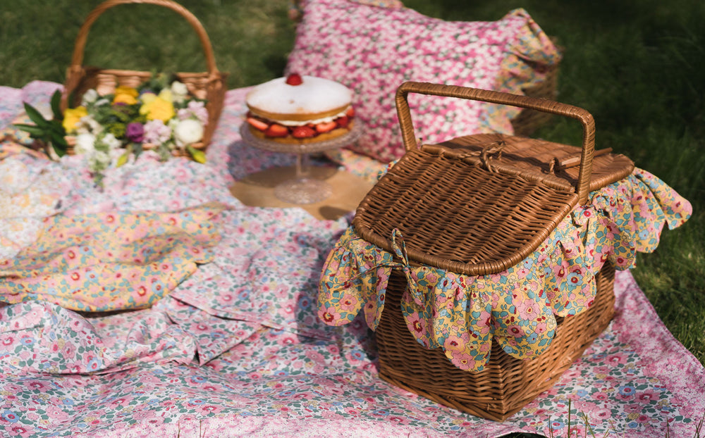 Coco & Wolf x Ele Grafton Studio 2020