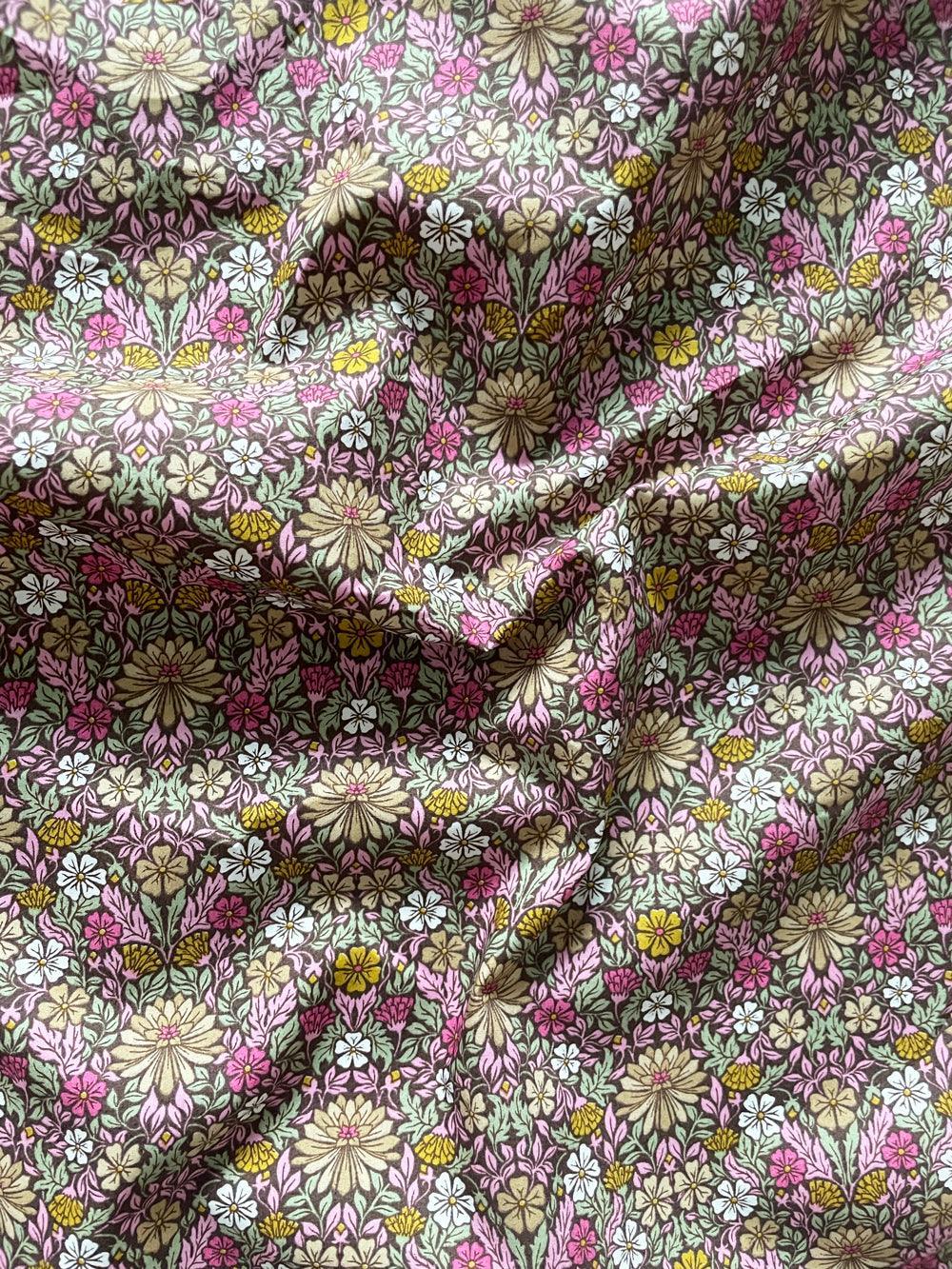 Coco & Wolf Liberty Fabric Cotton Piccadilly Poplin MOON FLOWER